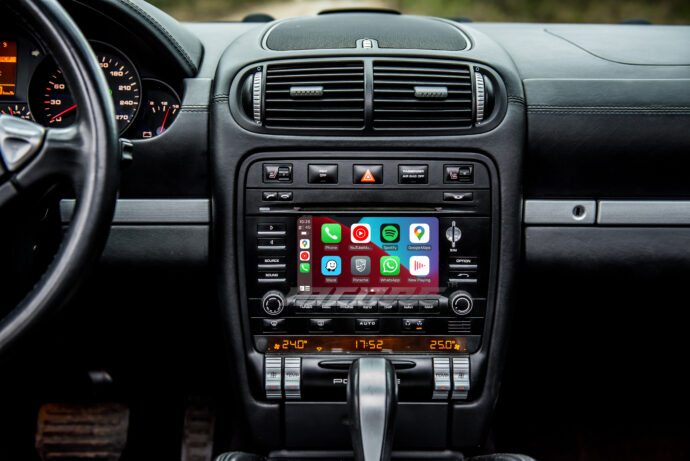 Porsche PCM 3.0 Wireless Apple CarPlay Android Auto Interface – IDCORE